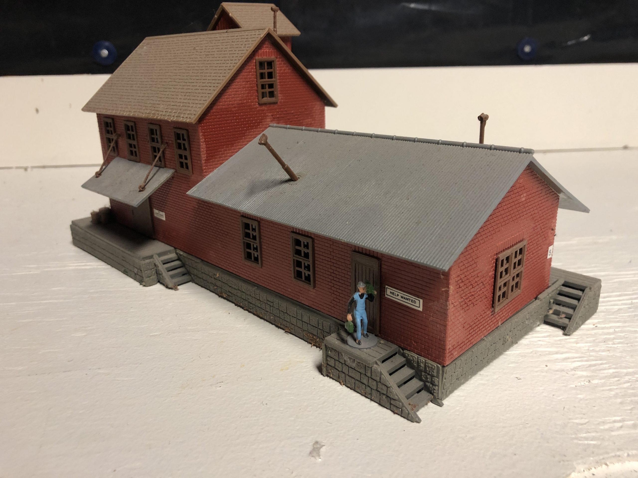 Building – The Ghost Yard