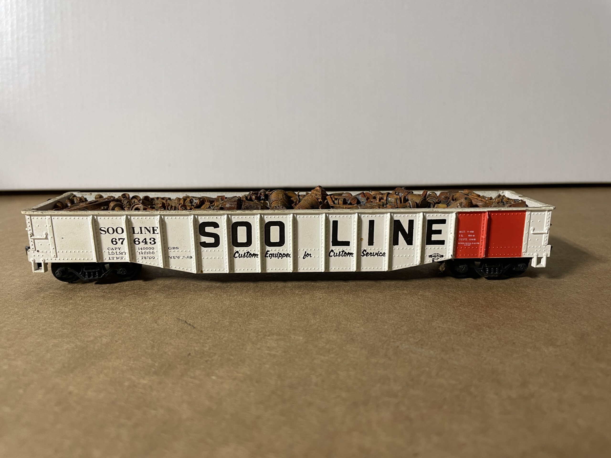 Loaded Trash Car – SOO Line – The Ghost Yard